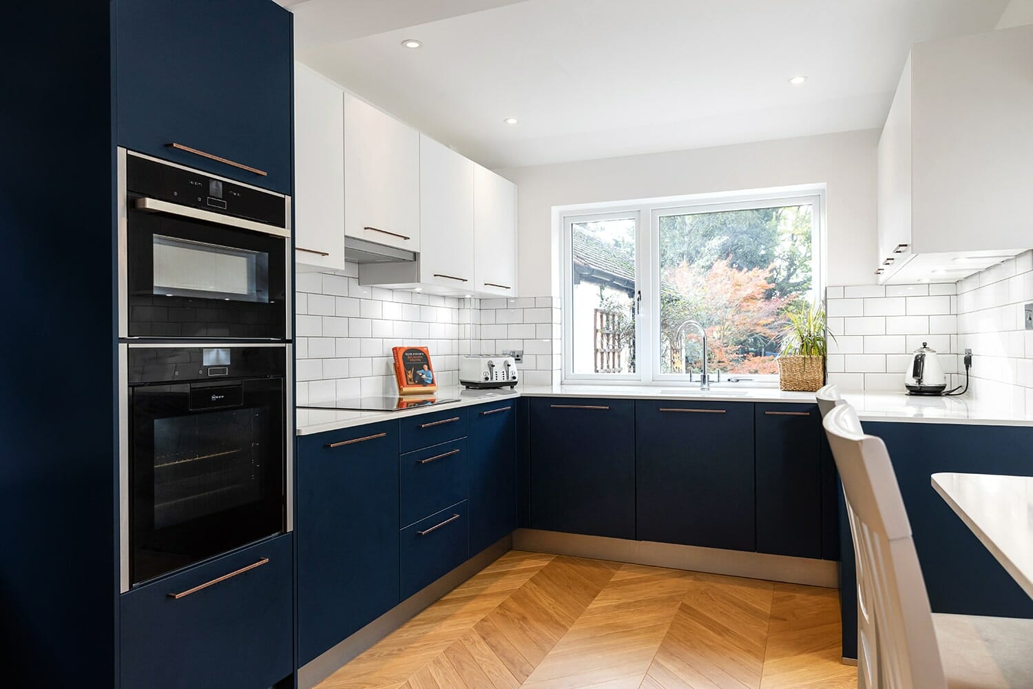 Charming Deep Blue Modern Kitchen | Ebstone Kitchens