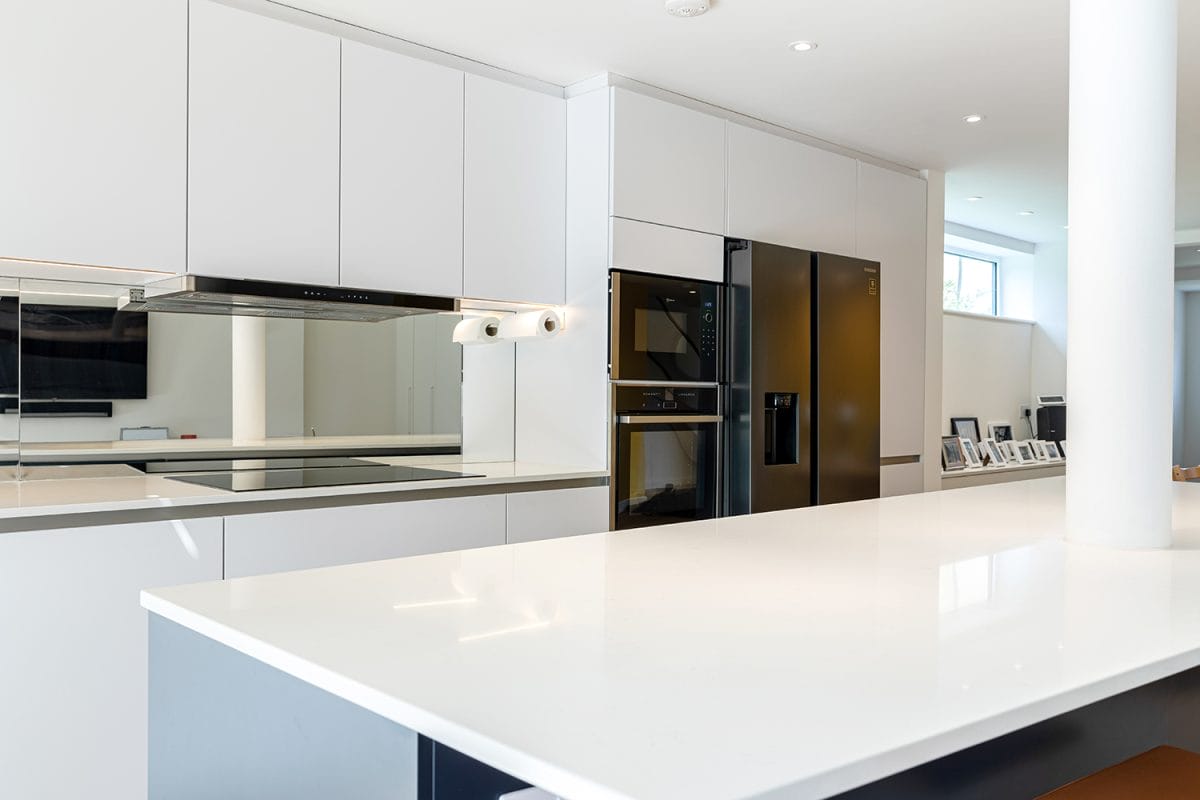 Exquisite Handleless Kitchen | Ebstone Kitchens