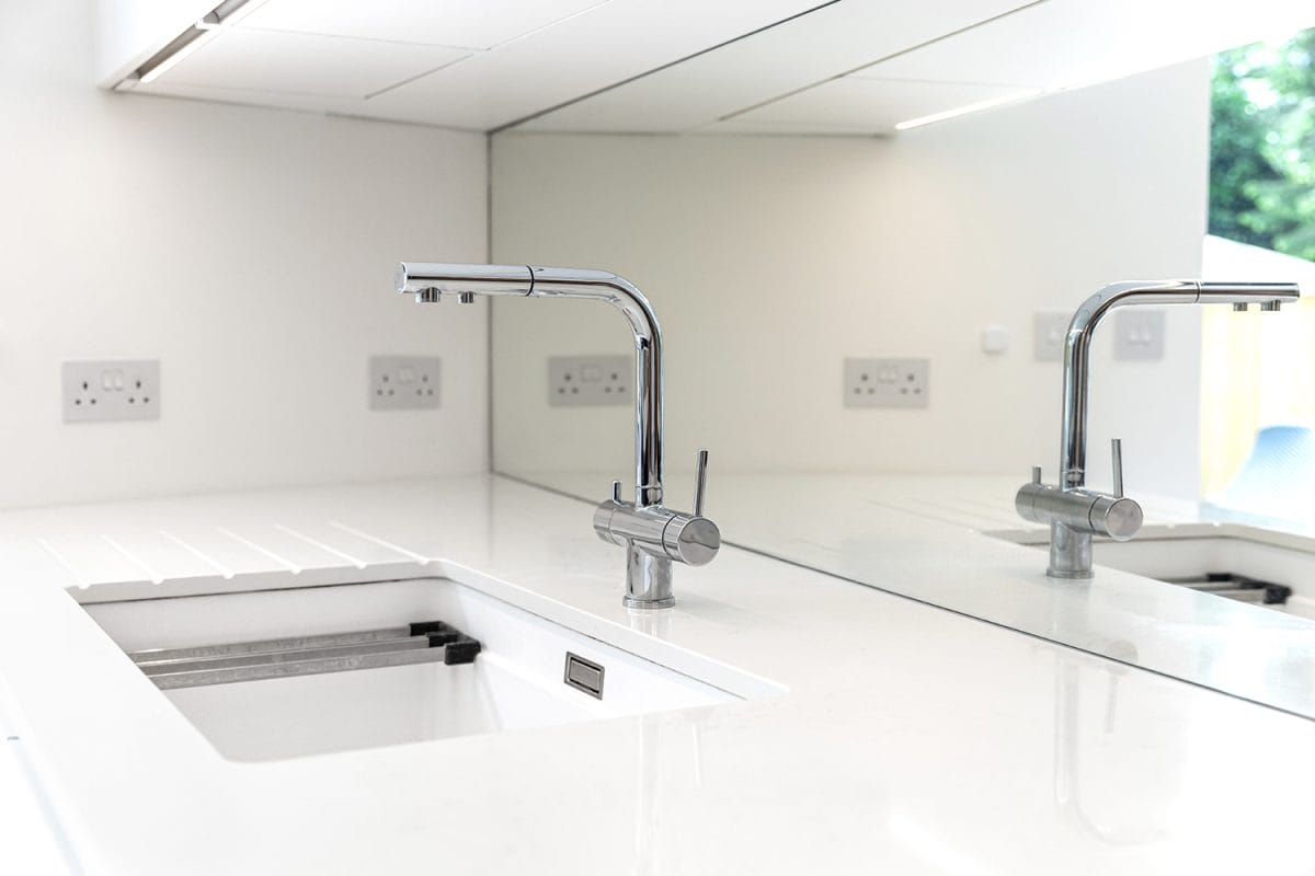 Exquisite Handleless Kitchen | Ebstone Kitchens