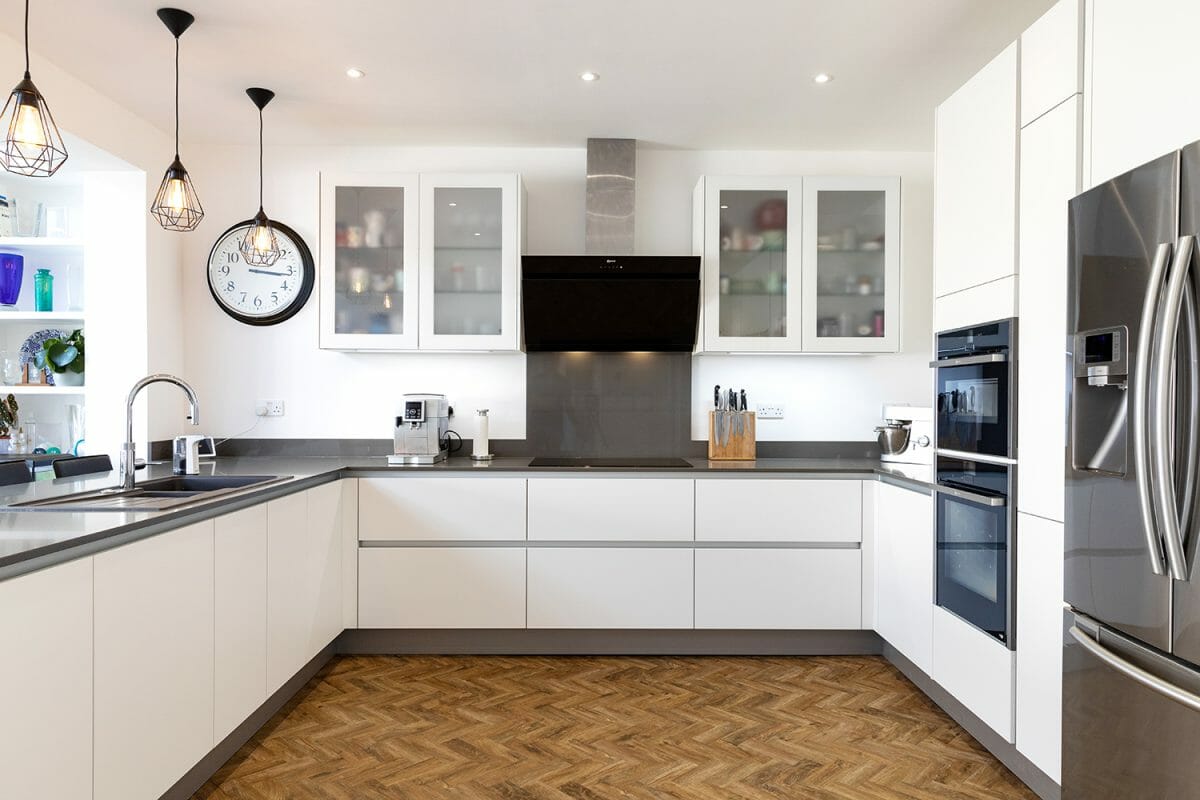 Bright & Traditional British Kitchen | Ebstone Kitchens